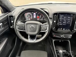 Белый Вольво XC40 2021 в Рига, объемом двигателя 1.50 л и пробегом 103 тыс. км за 25900 €, фото 18 на AUTOMOTO.COM.LV