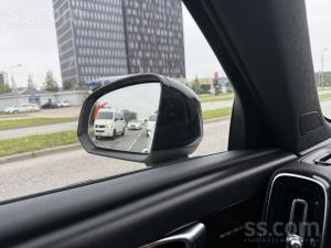 Белый Вольво XC40 2021 в Рига, объемом двигателя 1.50 л и пробегом 103 тыс. км за 25900 €, фото 26 на AUTOMOTO.COM.LV