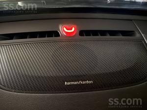 Белый Вольво XC40 2021 в Рига, объемом двигателя 1.50 л и пробегом 103 тыс. км за 25900 €, фото 27 на AUTOMOTO.COM.LV