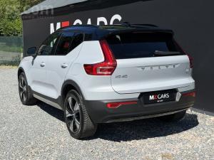 White Volvo XC40 2021 in Riga, with an engine capacity of 0.00 L and mileage of 7 thousand km for 31990 €, photo 4 on AUTOMOTO.COM.LV