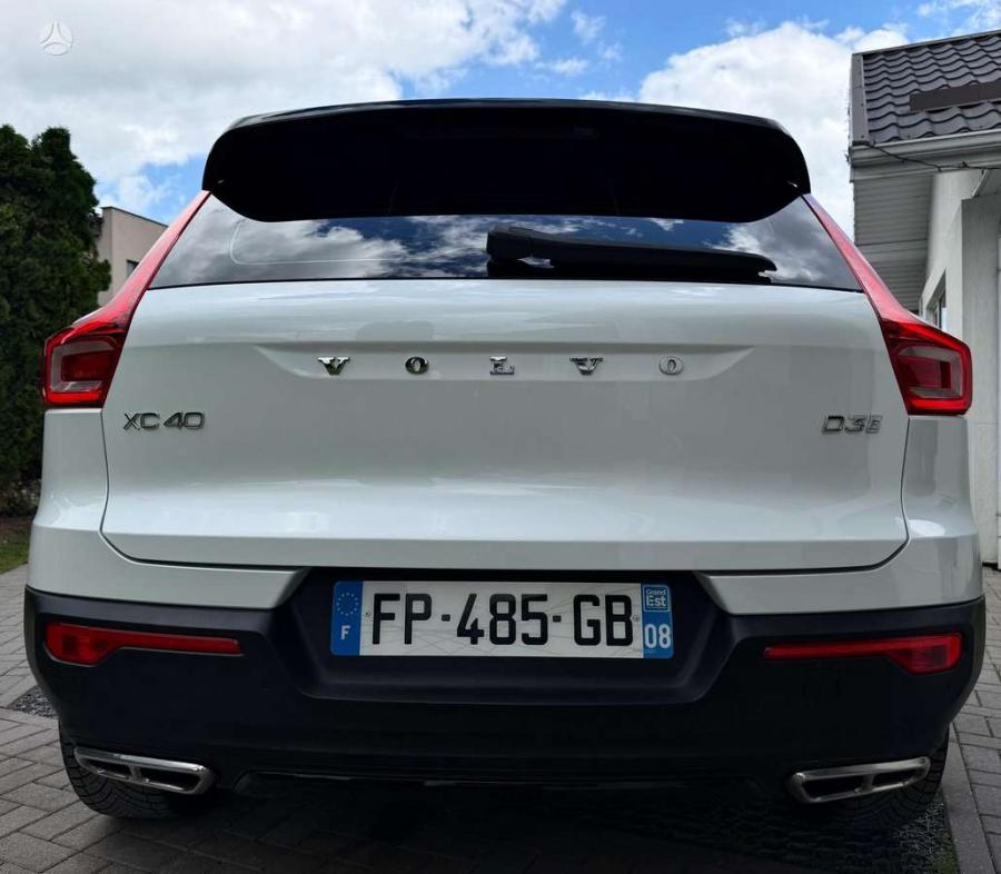 Balts Volvo XC40 2021 Kauņa, ar dzinēja tilpumu 2.00 L un nobraukumu 148 tūkst. km par 21350 €, foto 19 vietnē AUTOMOTO.COM.LV