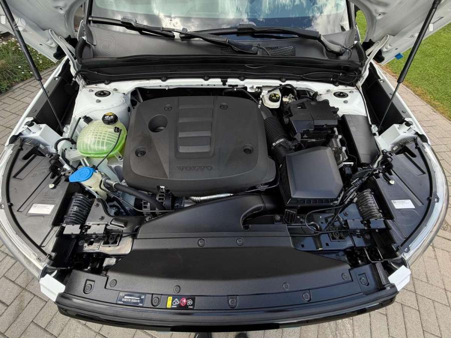 Balts Volvo XC40 2021 Kauņa, ar dzinēja tilpumu 2.00 L un nobraukumu 148 tūkst. km par 21350 €, foto 34 vietnē AUTOMOTO.COM.LV