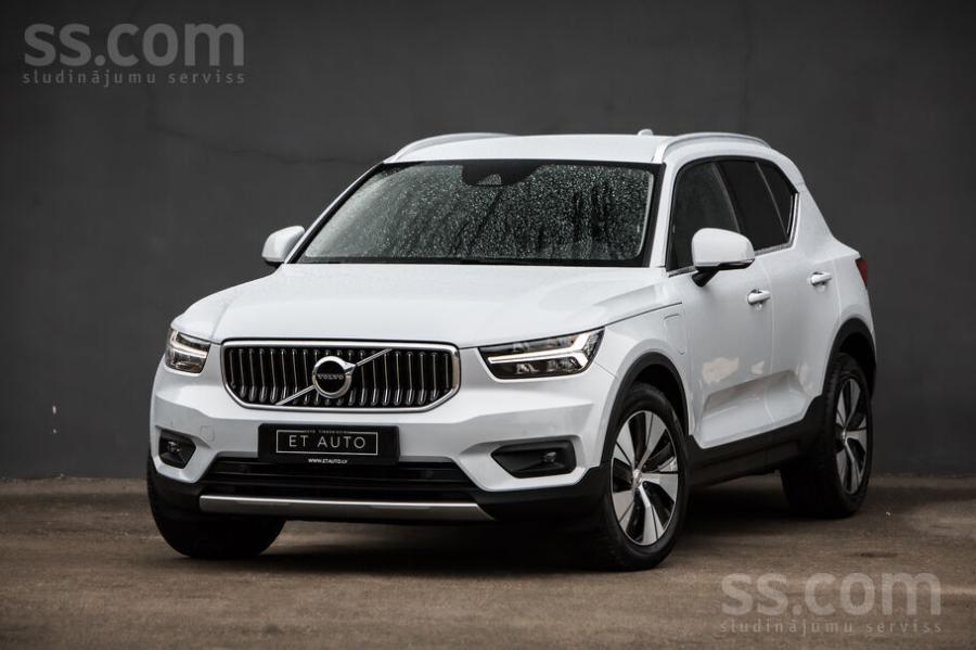 Balts Volvo XC40 2021 Jelgava, ar dzinēja tilpumu 1.50 L un nobraukumu 160 tūkst. km par 20500 €, foto 3 vietnē AUTOMOTO.COM.LV