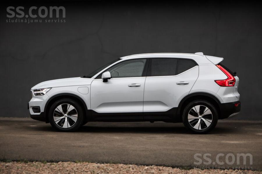 Balts Volvo XC40 2021 Jelgava, ar dzinēja tilpumu 1.50 L un nobraukumu 160 tūkst. km par 20500 €, foto 6 vietnē AUTOMOTO.COM.LV