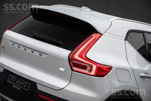 Balts Volvo XC40 2021 Jelgava, ar dzinēja tilpumu 1.50 L un nobraukumu 160 tūkst. km par 20500 €, foto 11 vietnē AUTOMOTO.COM.LV