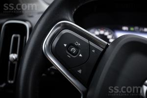 Balts Volvo XC40 2021 Jelgava, ar dzinēja tilpumu 1.50 L un nobraukumu 160 tūkst. km par 20500 €, foto 15 vietnē AUTOMOTO.COM.LV
