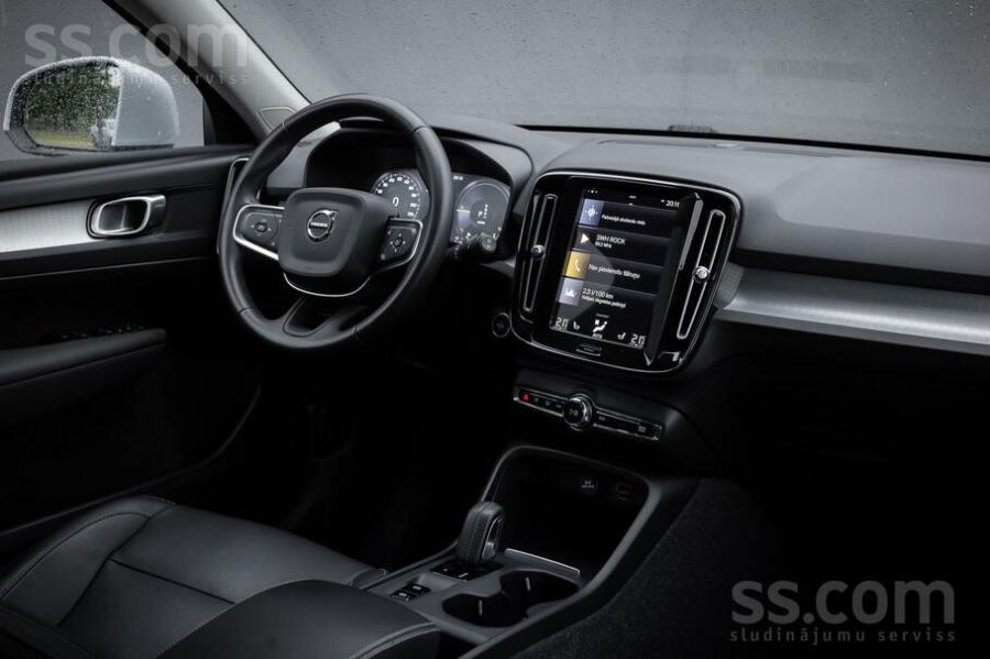 Balts Volvo XC40 2021 Jelgava, ar dzinēja tilpumu 1.50 L un nobraukumu 160 tūkst. km par 20500 €, foto 26 vietnē AUTOMOTO.COM.LV