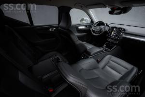Balts Volvo XC40 2021 Jelgava, ar dzinēja tilpumu 1.50 L un nobraukumu 160 tūkst. km par 20500 €, foto 27 vietnē AUTOMOTO.COM.LV