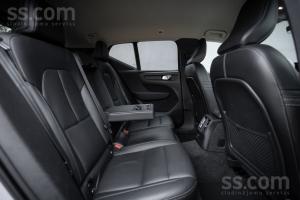 Balts Volvo XC40 2021 Jelgava, ar dzinēja tilpumu 1.50 L un nobraukumu 160 tūkst. km par 20500 €, foto 28 vietnē AUTOMOTO.COM.LV