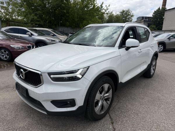 Balts Volvo XC40 2021 Viļņa, ar dzinēja tilpumu 1.48 L un nobraukumu 156 tūkst. km par 8300 €, foto 4 vietnē AUTOMOTO.COM.LV