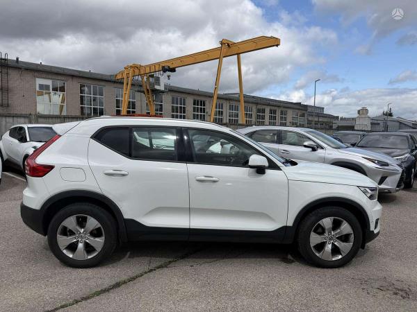 Balts Volvo XC40 2021 Viļņa, ar dzinēja tilpumu 1.48 L un nobraukumu 156 tūkst. km par 8300 €, foto 5 vietnē AUTOMOTO.COM.LV