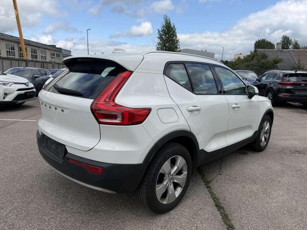 Balts Volvo XC40 2021 Viļņa, ar dzinēja tilpumu 1.48 L un nobraukumu 156 tūkst. km par 8300 €, foto 6 vietnē AUTOMOTO.COM.LV