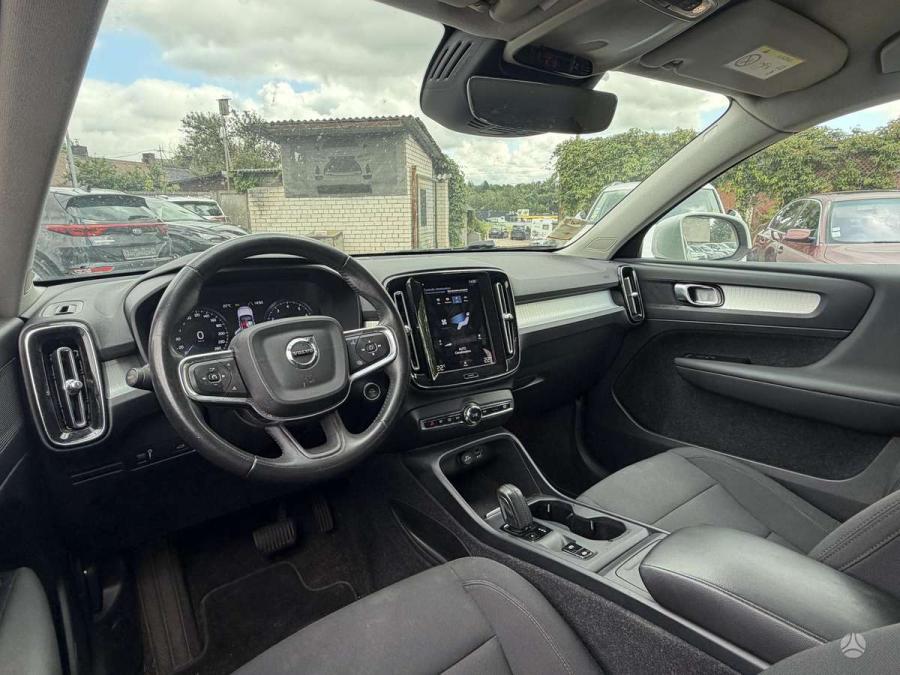 Белый Вольво XC40 2021 в Вильнюс, объемом двигателя 1.48 л и пробегом 156 тыс. км за 8300 €, фото 13 на AUTOMOTO.COM.LV