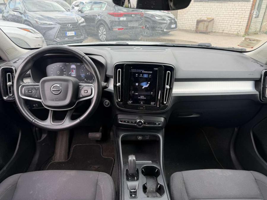Белый Вольво XC40 2021 в Вильнюс, объемом двигателя 1.48 л и пробегом 156 тыс. км за 8300 €, фото 14 на AUTOMOTO.COM.LV