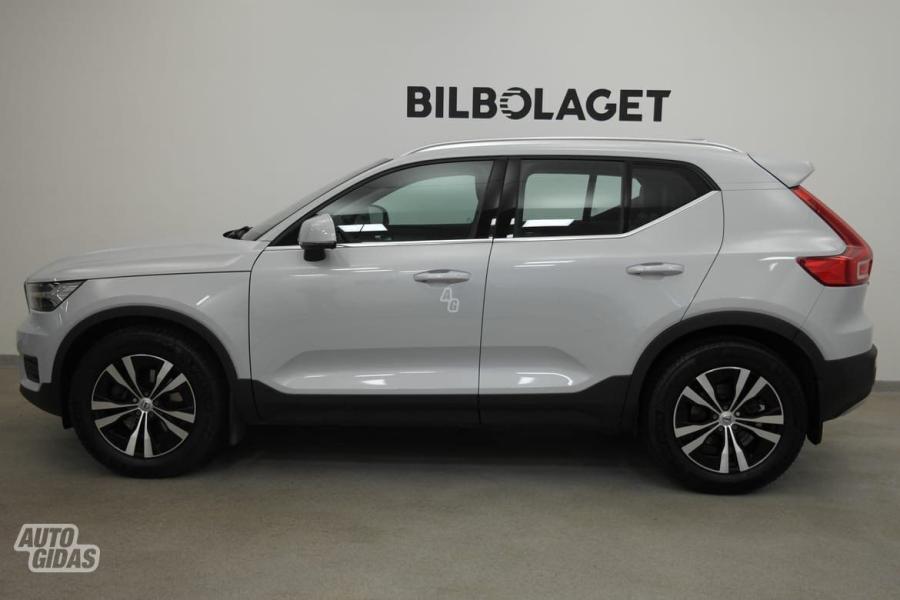 Balts Volvo XC40 2022 Kauņa, ar dzinēja tilpumu 0.00 L un nobraukumu 73 tūkst. km par 36182 €, foto 3 vietnē AUTOMOTO.COM.LV