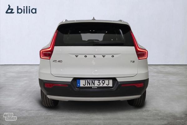 Balts Volvo XC40 2022 Kauņa, ar dzinēja tilpumu 0.00 L un nobraukumu 86 tūkst. km par 29876 €, foto 5 vietnē AUTOMOTO.COM.LV