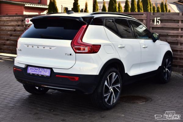 Balts Volvo XC40 2022 Kretinga, ar dzinēja tilpumu 2.00 L un nobraukumu 47 tūkst. km par 26000 €, foto 9 vietnē AUTOMOTO.COM.LV