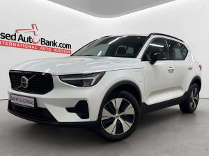 Balts Volvo XC40 2022 Viļņa, ar dzinēja tilpumu 1.48 L un nobraukumu 186 tūkst. km par 18755 €, foto  vietnē AUTOMOTO.COM.LV
