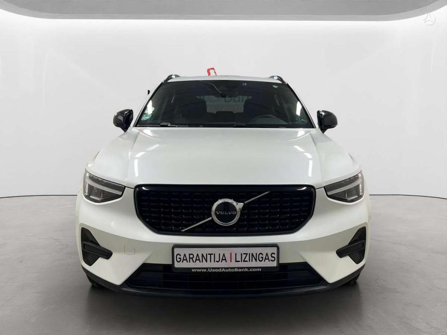 Balts Volvo XC40 2022 Viļņa, ar dzinēja tilpumu 1.48 L un nobraukumu 186 tūkst. km par 18755 €, foto 3 vietnē AUTOMOTO.COM.LV