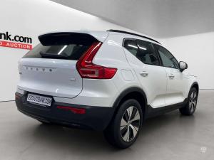 Balts Volvo XC40 2022 Viļņa, ar dzinēja tilpumu 1.48 L un nobraukumu 186 tūkst. km par 18755 €, foto 5 vietnē AUTOMOTO.COM.LV