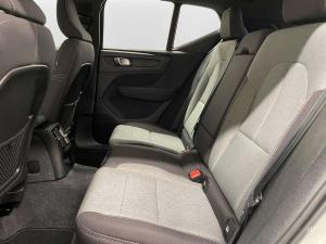 Balts Volvo XC40 2022 Viļņa, ar dzinēja tilpumu 1.48 L un nobraukumu 186 tūkst. km par 18755 €, foto 21 vietnē AUTOMOTO.COM.LV