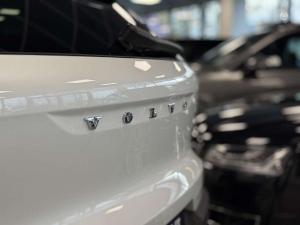 Balts Volvo XC40 2023 Klaipėda, ar dzinēja tilpumu 2.00 L un nobraukumu 35 tūkst. km par 27500 €, foto 30 vietnē AUTOMOTO.COM.LV