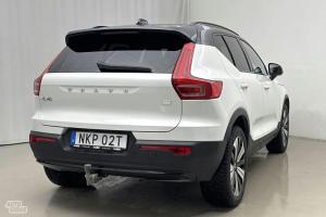Balts Volvo XC40 2023 Kauņa, ar dzinēja tilpumu 0.00 L un nobraukumu 73 tūkst. km par 29317 €, foto 3 vietnē AUTOMOTO.COM.LV