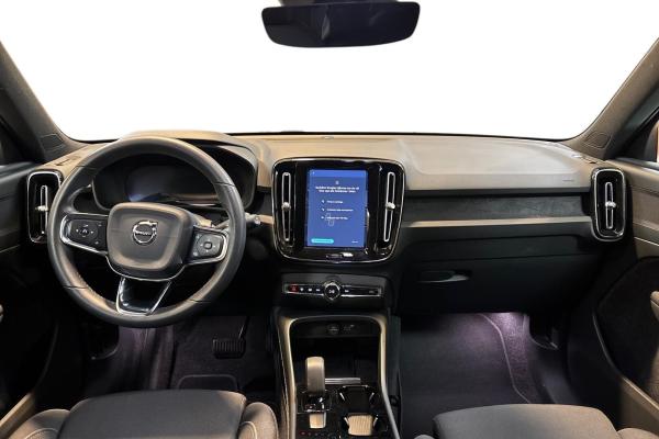Balts Volvo XC40 2023 Kauņa, ar dzinēja tilpumu 0.00 L un nobraukumu 64 tūkst. km par 33238 €, foto 9 vietnē AUTOMOTO.COM.LV