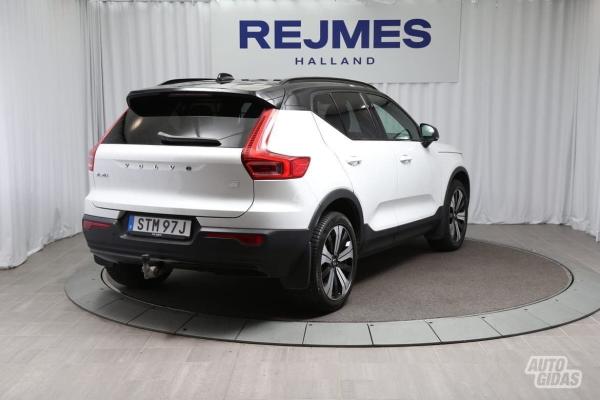 White Volvo XC40 2023 in Kaunas, with an engine capacity of 0.00 L and mileage of 61 thousand km for 36147 €, photo 5 on AUTOMOTO.COM.LV
