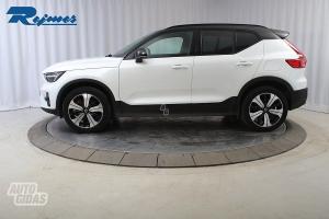 White Volvo XC40 2023 in Kaunas, with an engine capacity of 0.00 L and mileage of 44 thousand km for 35489 €, photo 3 on AUTOMOTO.COM.LV