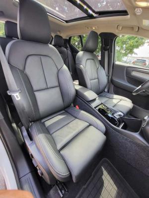 Balts Volvo XC40 2023 Šilalė, ar dzinēja tilpumu 2.00 L un nobraukumu 34 tūkst. km par 29500 €, foto 14 vietnē AUTOMOTO.COM.LV