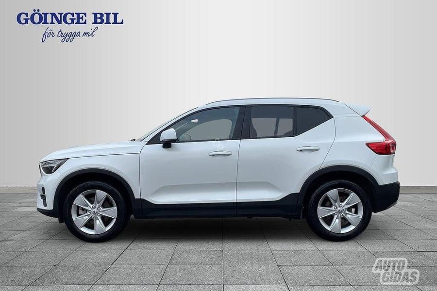 Balts Volvo XC40 2024 Kauņa, ar dzinēja tilpumu 0.00 L un nobraukumu 31 tūkst. km par 36104 €, foto 5 vietnē AUTOMOTO.COM.LV