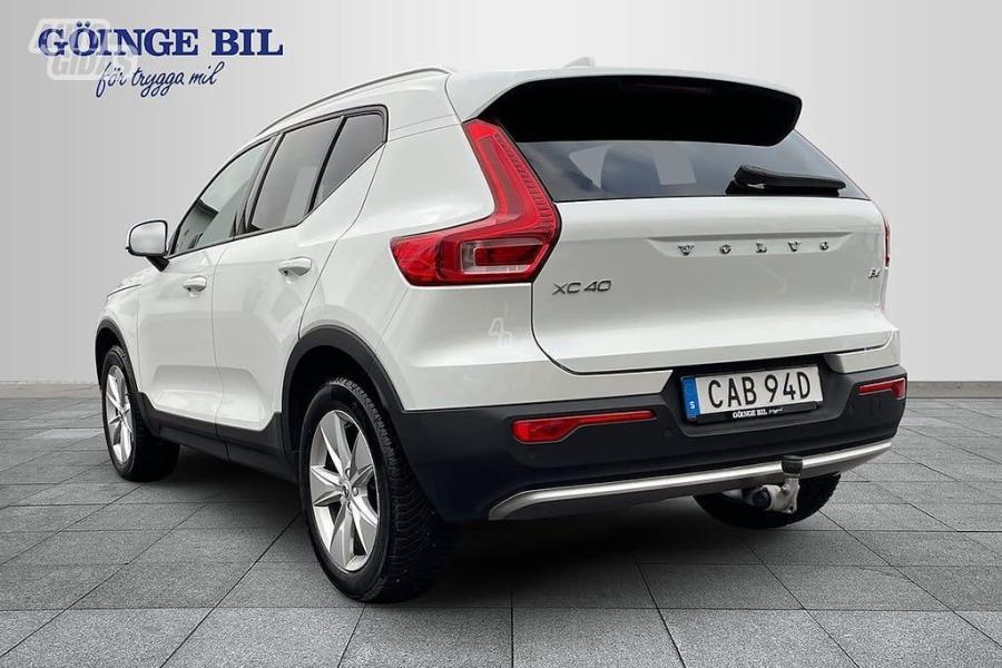 Balts Volvo XC40 2024 Kauņa, ar dzinēja tilpumu 0.00 L un nobraukumu 31 tūkst. km par 36104 €, foto 6 vietnē AUTOMOTO.COM.LV