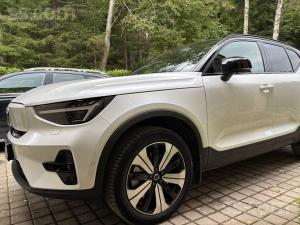 Белый Вольво XC40 2024 в Рига, объемом двигателя 0.00 л и пробегом 48 тыс. км за 37000 €, фото 8 на AUTOMOTO.COM.LV