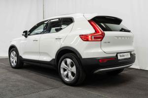 Balts Volvo XC40 2020 Tallina, ar dzinēja tilpumu 2.00 L un nobraukumu 89 tūkst. km par 19900 €, foto 4 vietnē AUTOMOTO.COM.LV