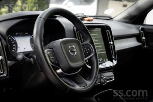Белый Вольво XC40 2018 в Елгава, объемом двигателя 2.00 л и пробегом 220 тыс. км за 19300 €, фото 10 на AUTOMOTO.COM.LV