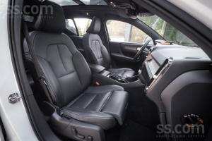 Белый Вольво XC40 2018 в Елгава, объемом двигателя 2.00 л и пробегом 220 тыс. км за 19300 €, фото 12 на AUTOMOTO.COM.LV