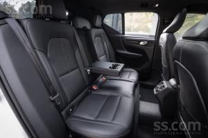 Белый Вольво XC40 2018 в Елгава, объемом двигателя 2.00 л и пробегом 220 тыс. км за 19300 €, фото 13 на AUTOMOTO.COM.LV