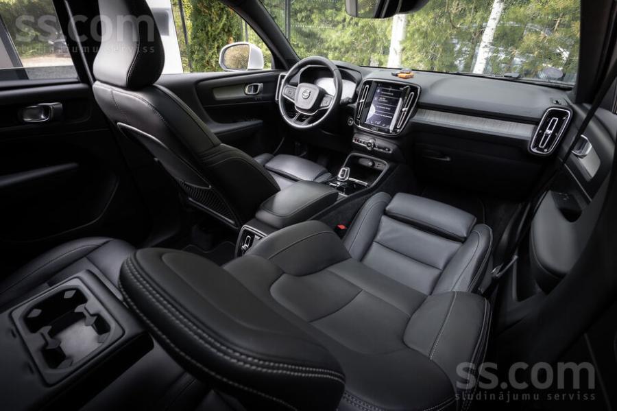 Белый Вольво XC40 2018 в Елгава, объемом двигателя 2.00 л и пробегом 220 тыс. км за 19300 €, фото 16 на AUTOMOTO.COM.LV