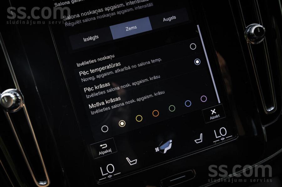 Белый Вольво XC40 2018 в Елгава, объемом двигателя 2.00 л и пробегом 220 тыс. км за 19300 €, фото 26 на AUTOMOTO.COM.LV