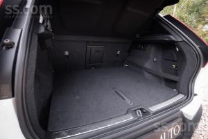 Белый Вольво XC40 2018 в Елгава, объемом двигателя 2.00 л и пробегом 220 тыс. км за 19300 €, фото 35 на AUTOMOTO.COM.LV