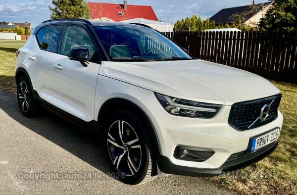 White Volvo XC40 2019 in Tallinn, with an engine capacity of 2.00 L and mileage of 209 thousand km for 17990 €, photo 2 on AUTOMOTO.COM.LV