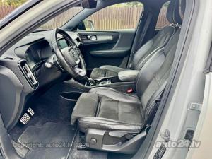 Balts Volvo XC40 2019 Tallina, ar dzinēja tilpumu 2.00 L un nobraukumu 209 tūkst. km par 17990 €, foto 13 vietnē AUTOMOTO.COM.LV