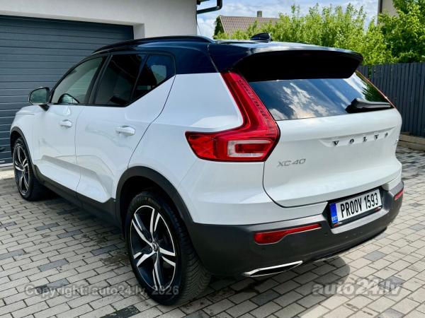 White Volvo XC40 2019 in Tallinn, with an engine capacity of 2.00 L and mileage of 219 thousand km for 16999 €, photo 8 on AUTOMOTO.COM.LV