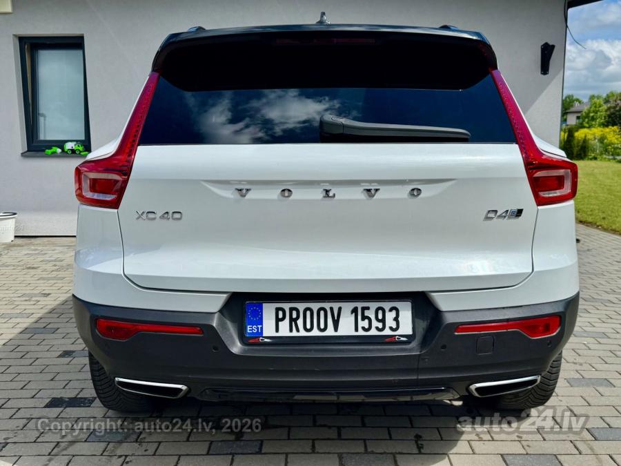 Balts Volvo XC40 2019 Tallina, ar dzinēja tilpumu 2.00 L un nobraukumu 219 tūkst. km par 16999 €, foto 10 vietnē AUTOMOTO.COM.LV