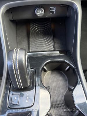 Balts Volvo XC40 2019 Tallina, ar dzinēja tilpumu 2.00 L un nobraukumu 219 tūkst. km par 16999 €, foto 19 vietnē AUTOMOTO.COM.LV