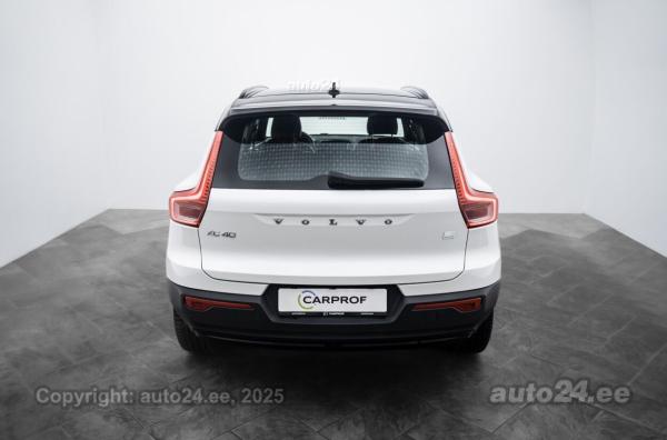 White Volvo XC40 2020 in Tallinn, with an engine capacity of 1.50 L and mileage of 105 thousand km for 26999 €, photo 5 on AUTOMOTO.COM.LV
