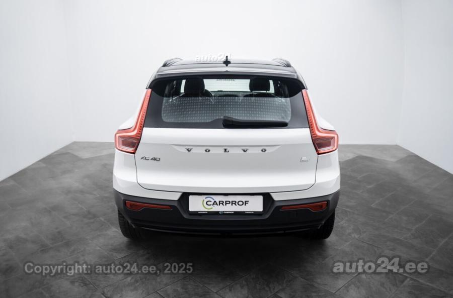 Balts Volvo XC40 2020 Tallina, ar dzinēja tilpumu 1.50 L un nobraukumu 105 tūkst. km par 26999 €, foto 5 vietnē AUTOMOTO.COM.LV