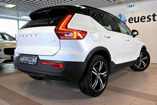 White Volvo XC40 2020 in Tallinn, with an engine capacity of 0.00 L and mileage of 0 thousand km for 25900 €, photo 2 on AUTOMOTO.COM.LV