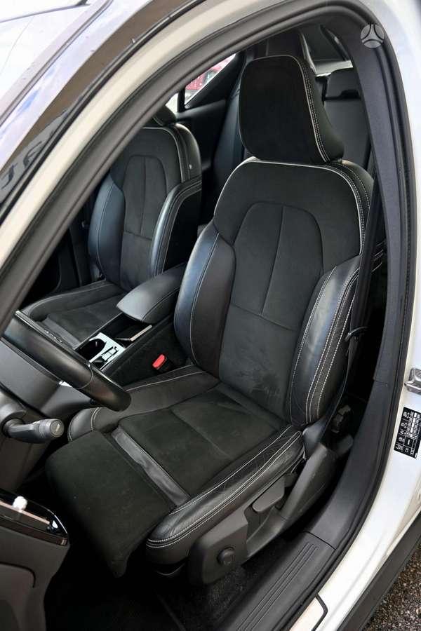 White Volvo XC40 2020 in Tallinn, with an engine capacity of 0.00 L and mileage of 0 thousand km for 25900 €, photo 9 on AUTOMOTO.COM.LV